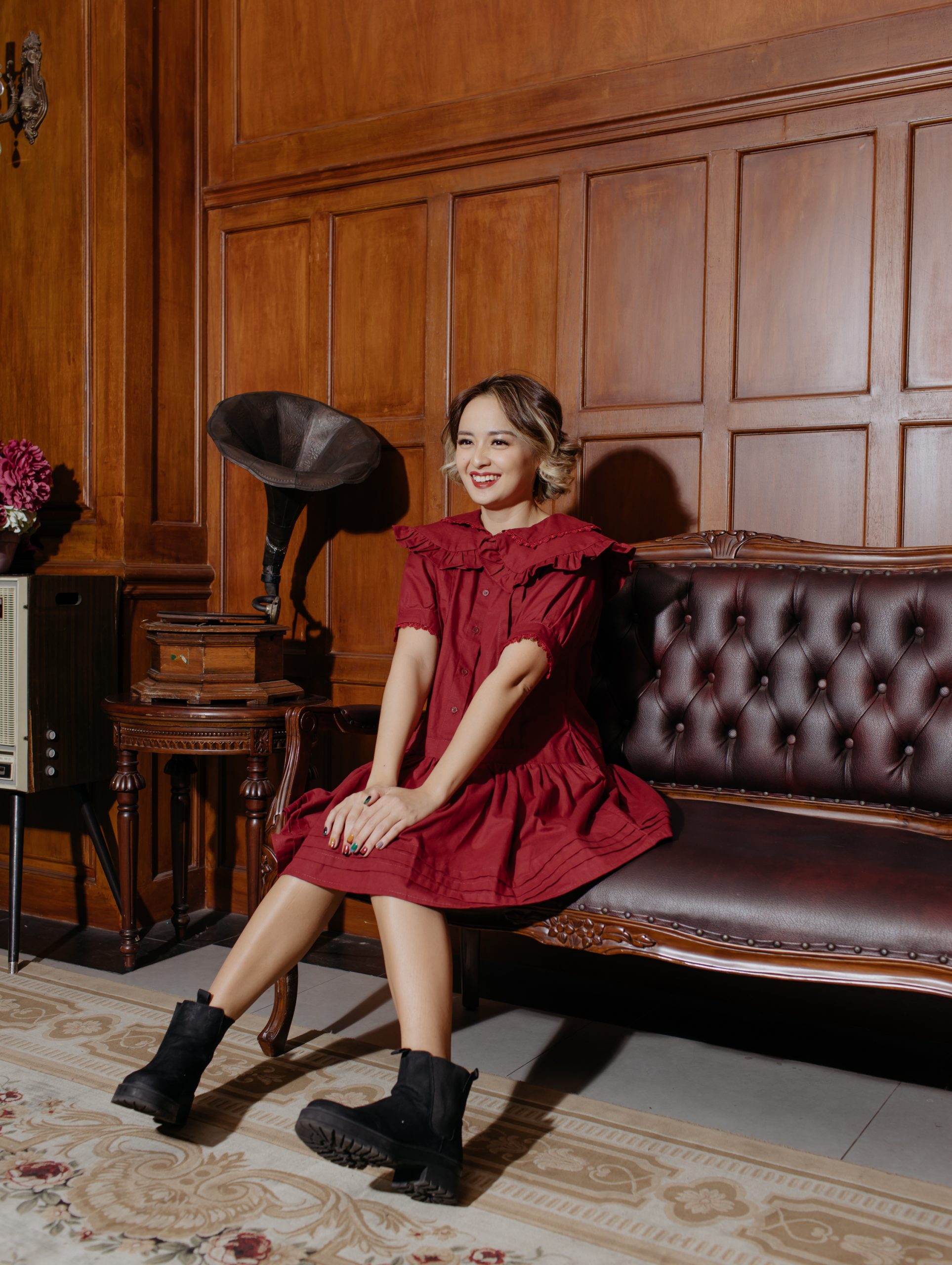 Sheen Red Dress - Miroir